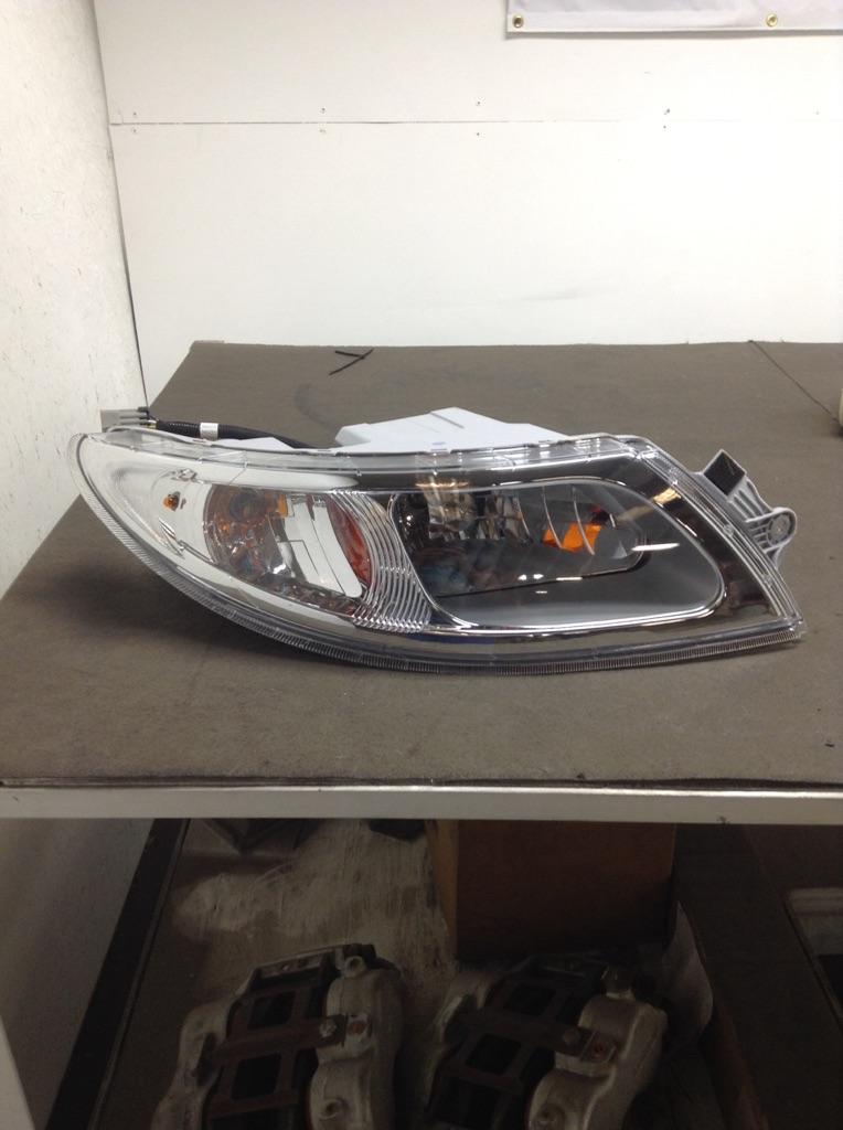 4400 HEADLAMP ASSEMBLY AND COMPONENT | Shop Parts | LKQ Heavy Truck