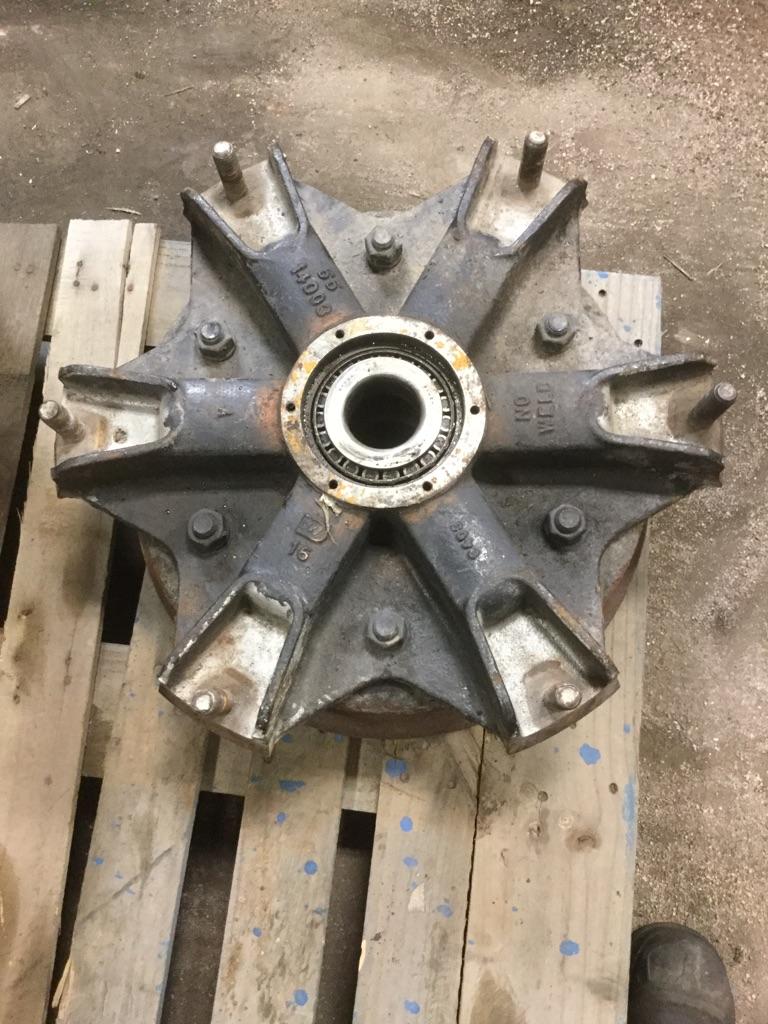 SPOKE WHEEL 6 SPOKE - 22" HUB | Shop Parts | LKQ Heavy Truck