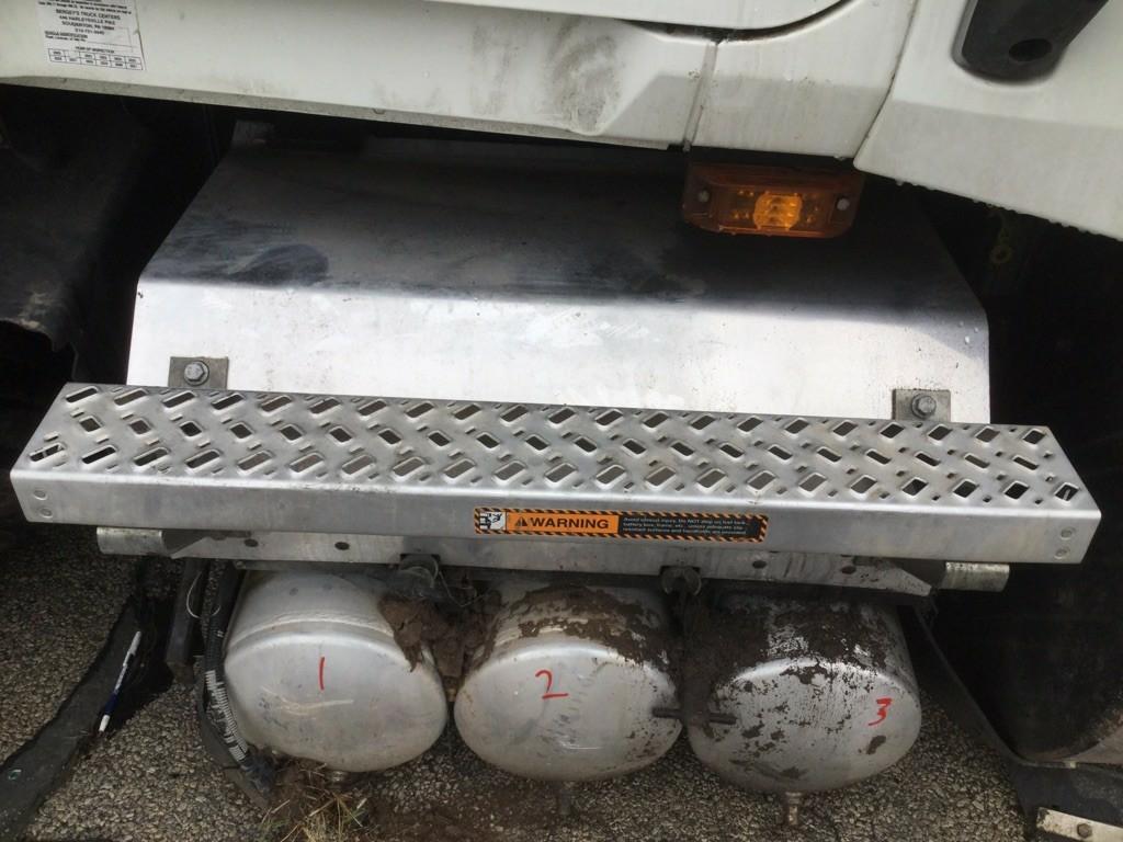 2020 MACK ANTHEM BATTERY BOX | Shop Parts | LKQ Heavy Truck