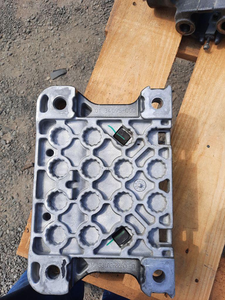 01-34095-000 DETROIT DD15 ENGINE MOUNTS ENGINE (REAR) | Shop Parts ...