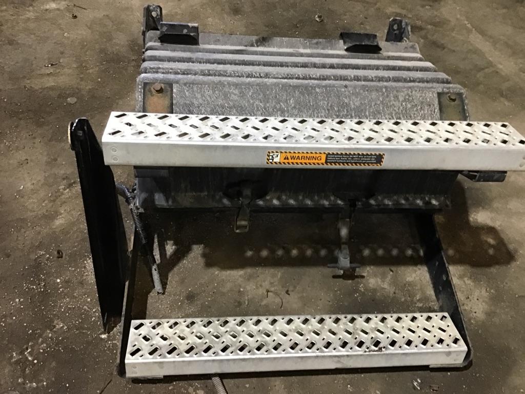 2013 MACK CXU613 BATTERY BOX | Shop Parts | LKQ Heavy Truck