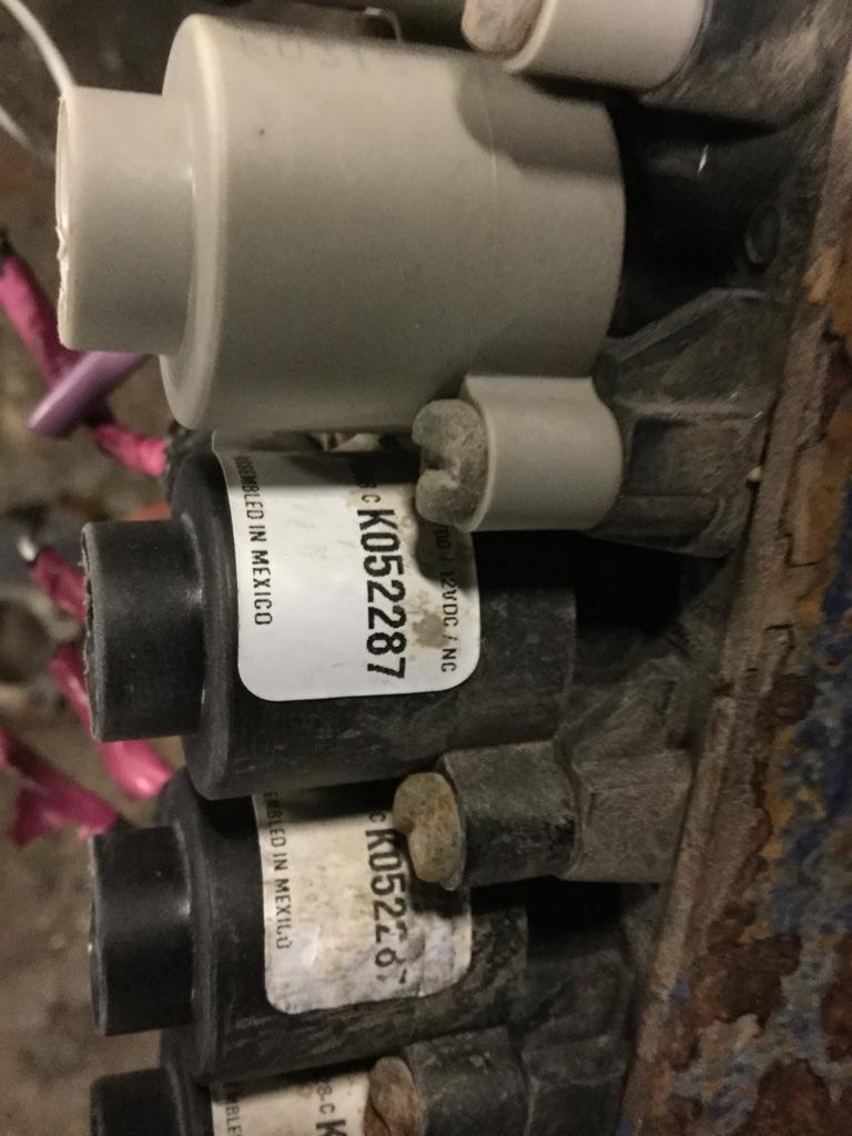 K065221,K065229 SOLENOIDS ALL VALVE AIR | Shop Parts | LKQ Heavy Truck