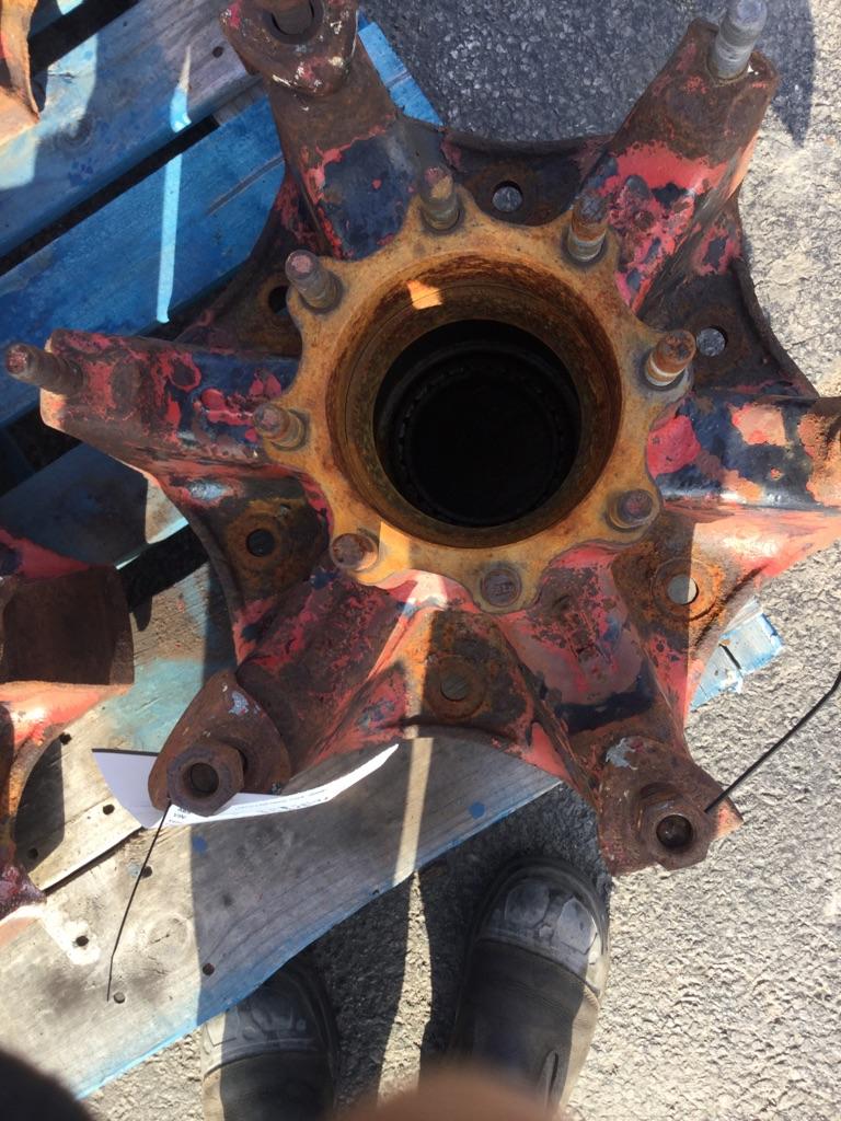 SPOKE WHEEL 6 SPOKE - 20" HUB | Shop Parts | LKQ Heavy Truck