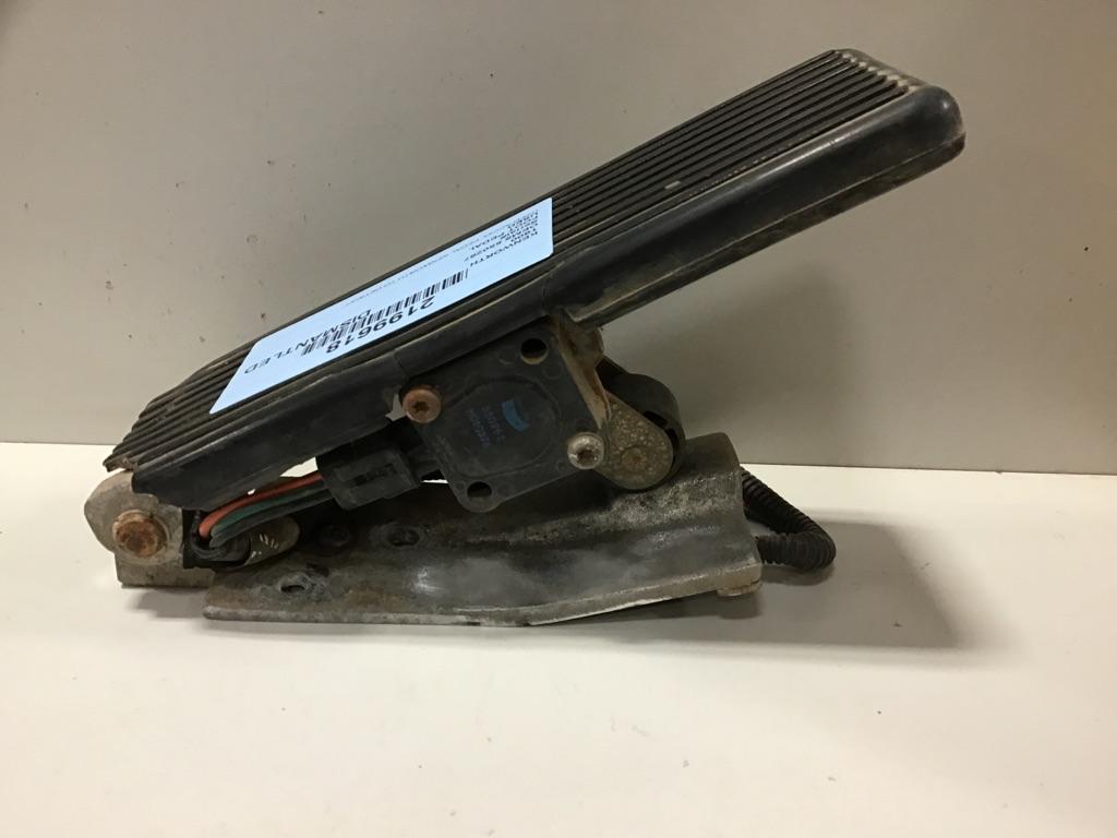 550267 KENWORTH T600 FOOT PEDAL | Shop Parts | LKQ Heavy Truck
