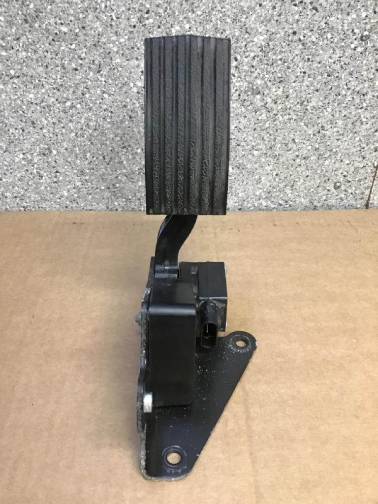 K103478 INTERNATIONAL LT FOOT PEDAL | Shop Parts | LKQ Heavy Truck