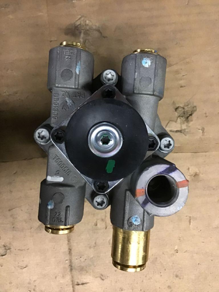 BRAKE FOOT CONTROL VALVE AIR | Shop Parts | LKQ Heavy Truck