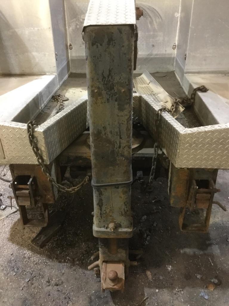 1996 UTILITY/SERVICE BED UNKNOWN TRUCK BODIES BOX VAN/FLATBED/UTILITY ...