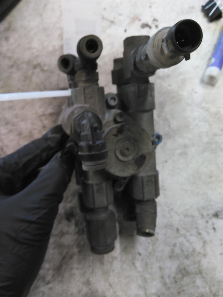 909762 BRAKE AIR REGULATING VALVE AIR | Shop Parts | LKQ Heavy Truck