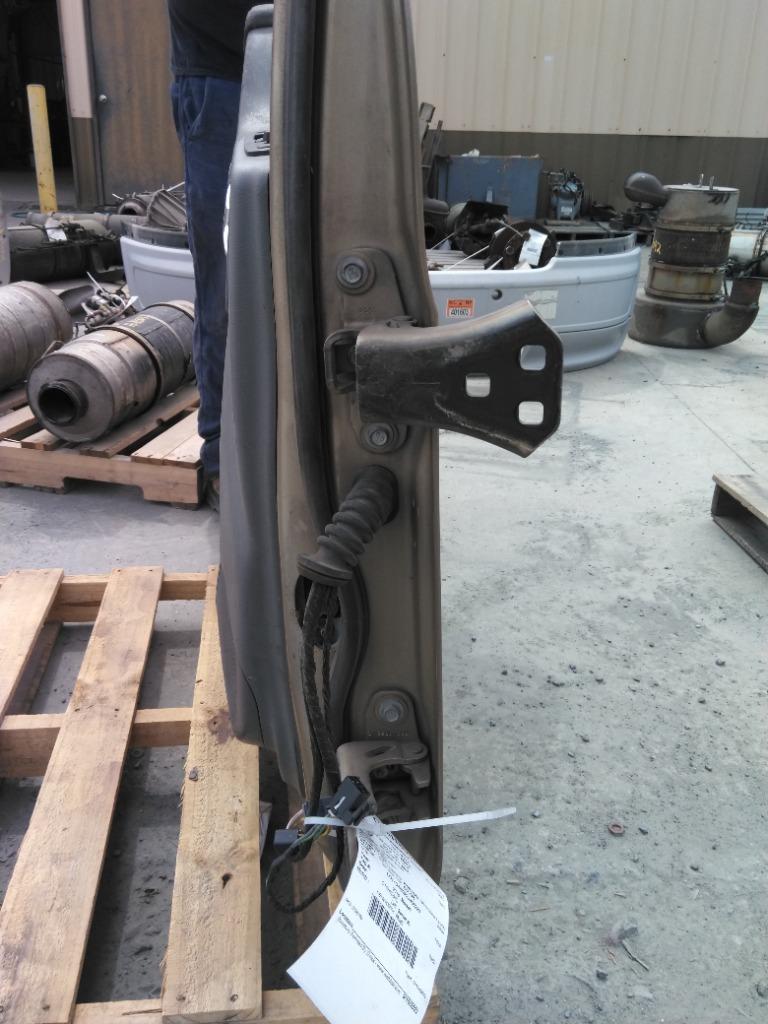 2016 T680 2013-2026 DOOR ASSEMBLY FRONT | Shop Parts | LKQ Heavy Truck