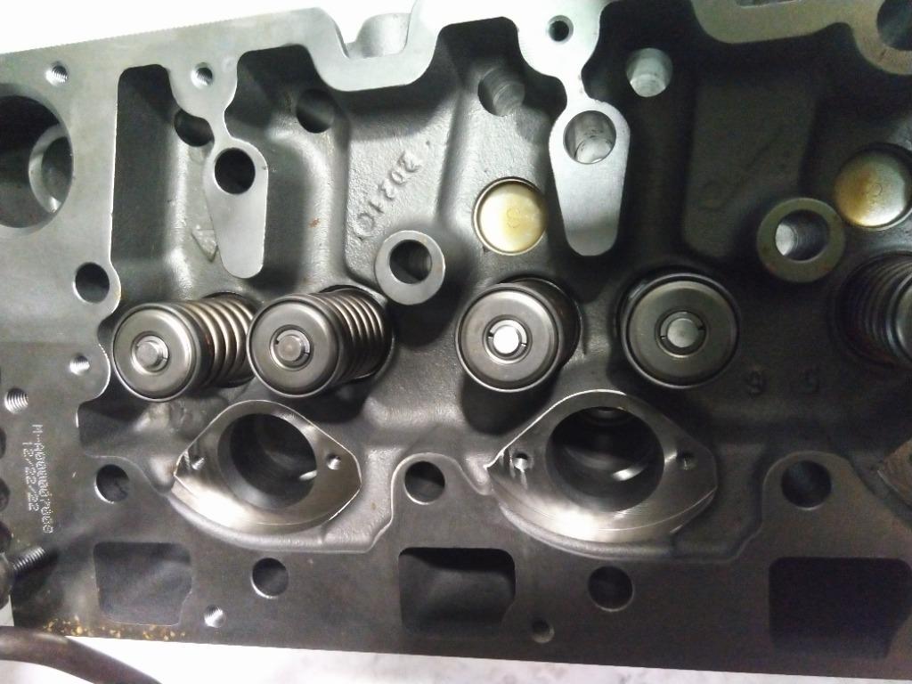 2599992C92 INTERNATIONAL DT466E CYLINDER HEAD | Shop Parts | LKQ Heavy ...
