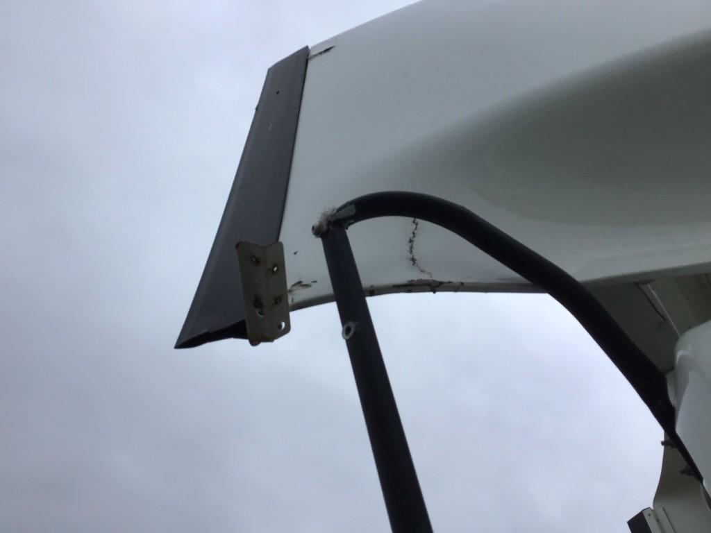 2022 RH FAIRING WIND DEFLECTOR ROOF | Shop Parts | LKQ Heavy Truck