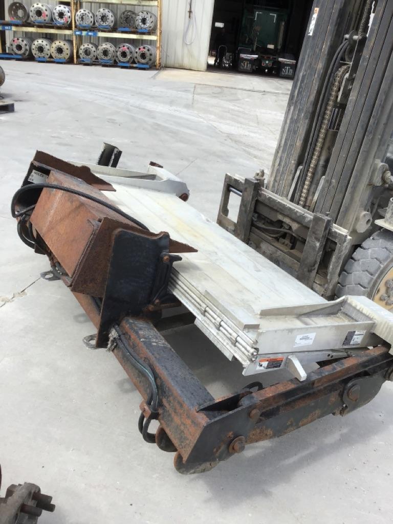 2009 GPT SERIES LIFT GATE ASSEMBLY | Shop Parts | LKQ Heavy Truck
