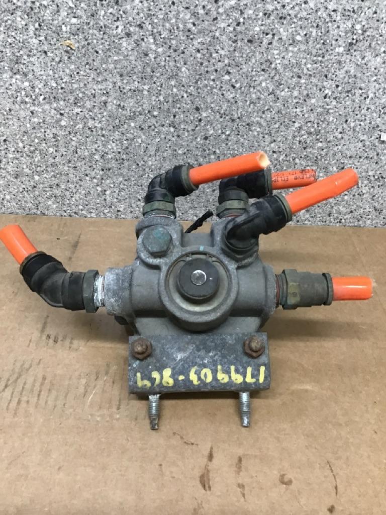 3954148C91 BRAKE RELAY VALVE AIR | Shop Parts | LKQ Heavy Truck