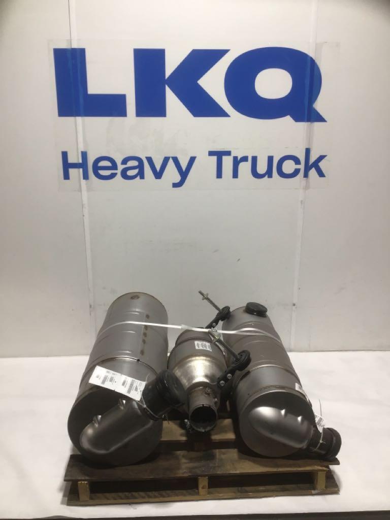 NA CUMMINS UNKNOWN SCR ASSEMBLY (SELECTIVE CATALYTIC REDUCTION) | Shop ...