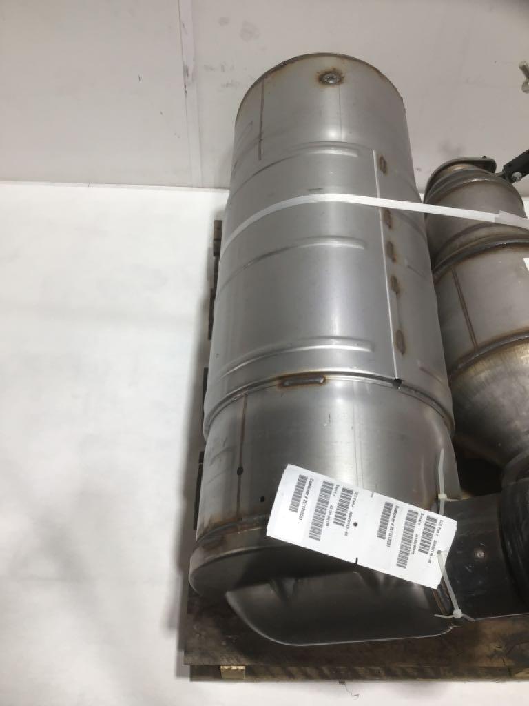 NA CUMMINS UNKNOWN SCR ASSEMBLY (SELECTIVE CATALYTIC REDUCTION) | Shop ...