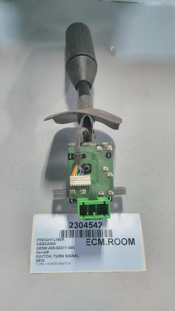 FREIGHTLINER CASCADIA SWITCH TURN SIGNAL | Shop Parts | LKQ Heavy Truck