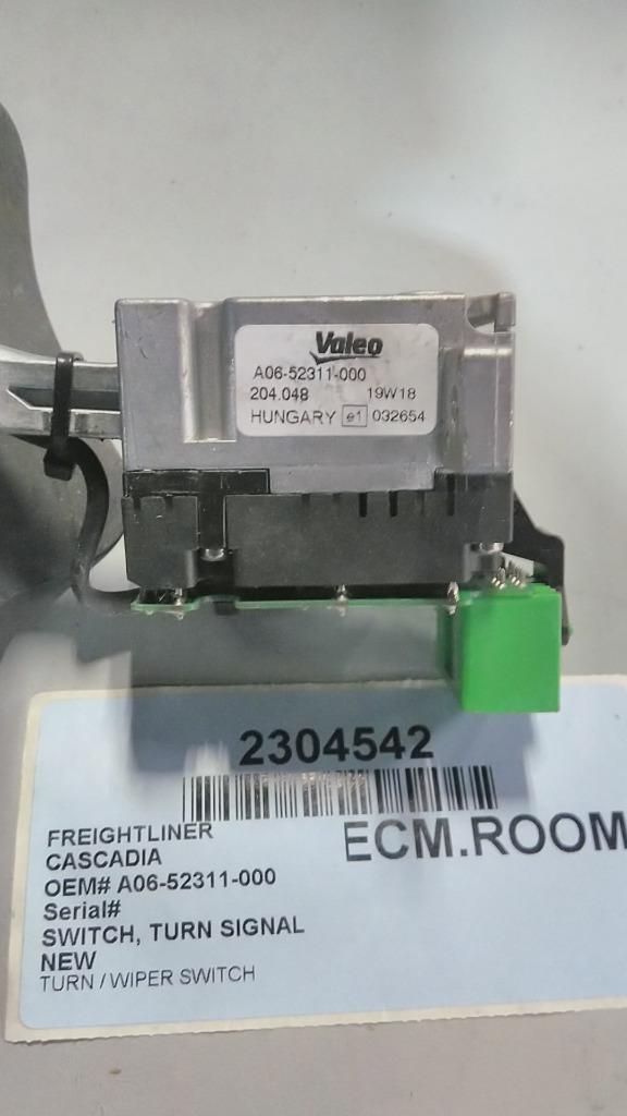 FREIGHTLINER CASCADIA SWITCH TURN SIGNAL | Shop Parts | LKQ Heavy Truck