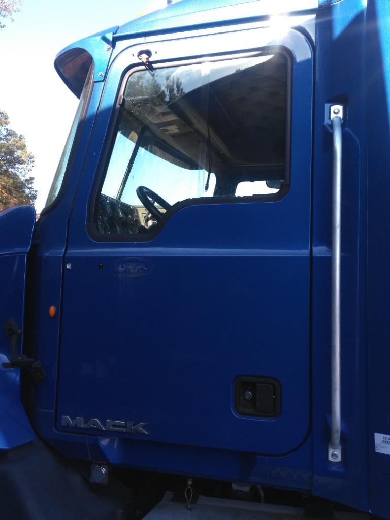 2015 MACK CXU613 CAB | Shop Parts | LKQ Heavy Truck