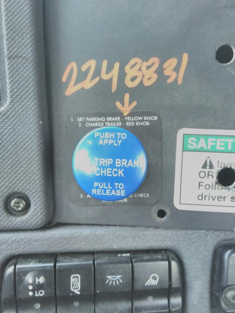 BENDIX PUSH-PULL BRAKE VALVE, CONTROL | Shop Parts | LKQ Heavy Truck