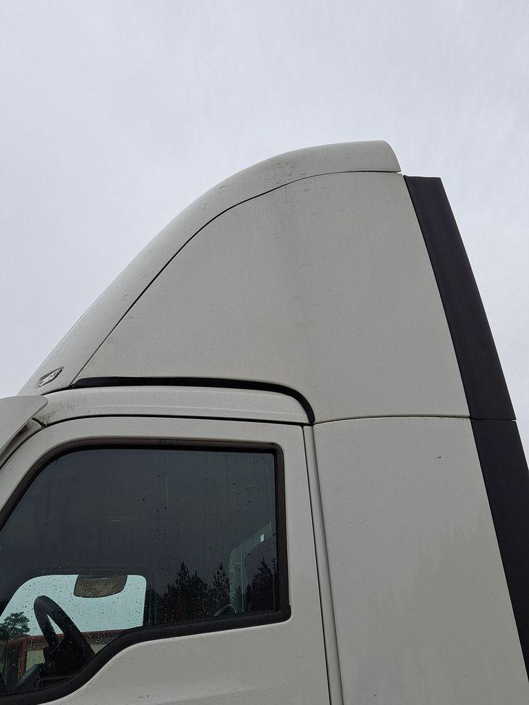 2023 T680 FAIRING WIND DEFLECTOR ROOF | Shop Parts | LKQ Heavy Truck