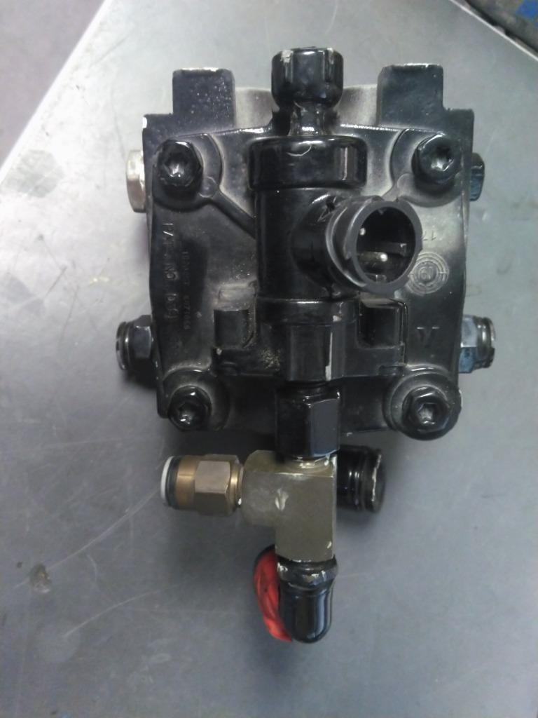 K071866 BRAKE RELAY VALVE AIR | Shop Parts | LKQ Heavy Truck