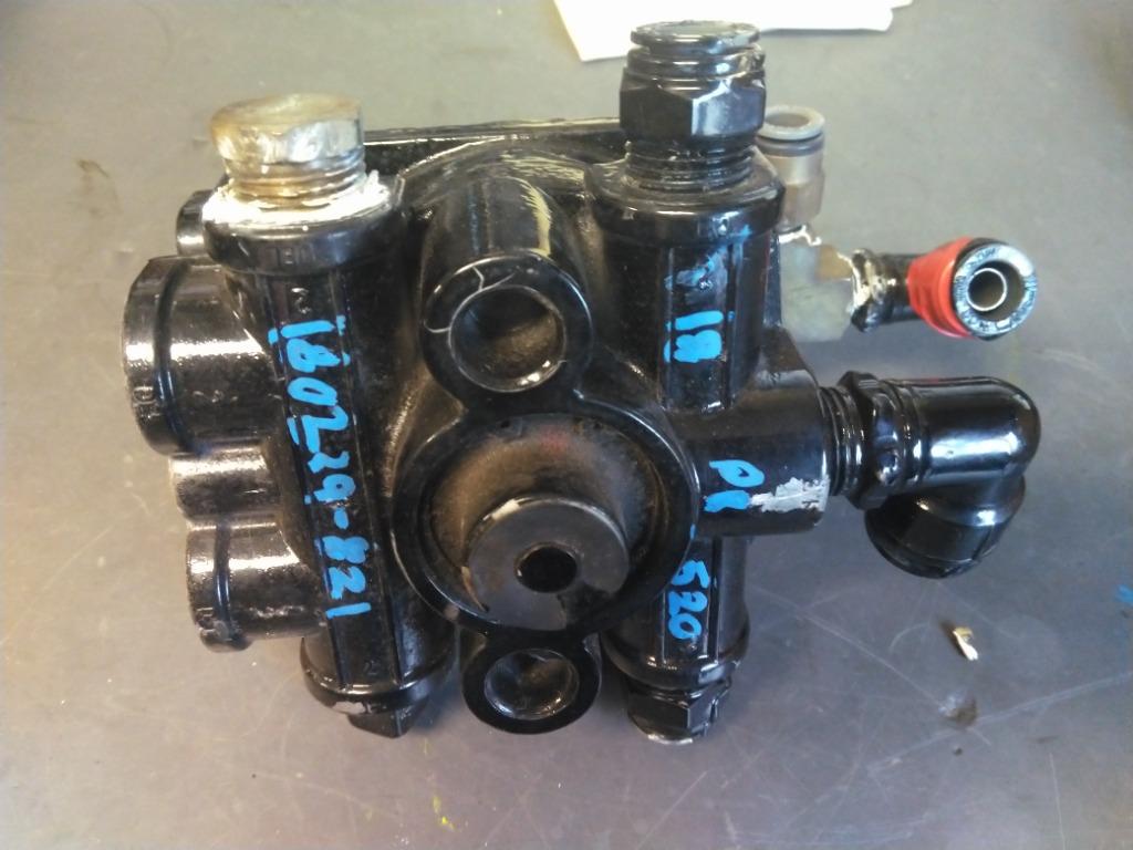 K071866 BRAKE RELAY VALVE AIR | Shop Parts | LKQ Heavy Truck