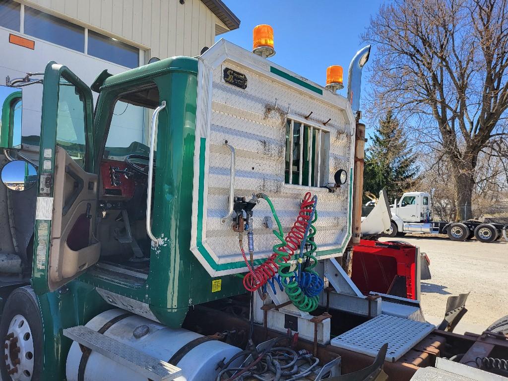 2004 STURDY LITE CAB RACK HEADACHE RACK | Shop Parts | LKQ Heavy Truck