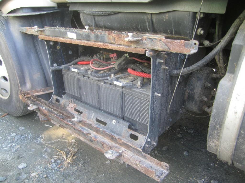 2016 KENWORTH T680 BATTERY BOX | Shop Parts | LKQ Heavy Truck