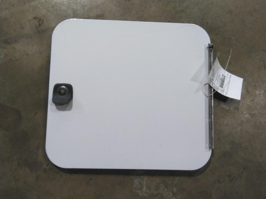 2021 579 DOOR COMPARTMENT | Shop Parts | LKQ Heavy Truck