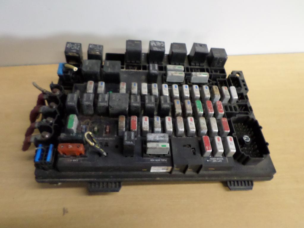 2003 FREIGHTLINER FLD120 SD FUSE BOX | Shop Parts | LKQ Heavy Truck