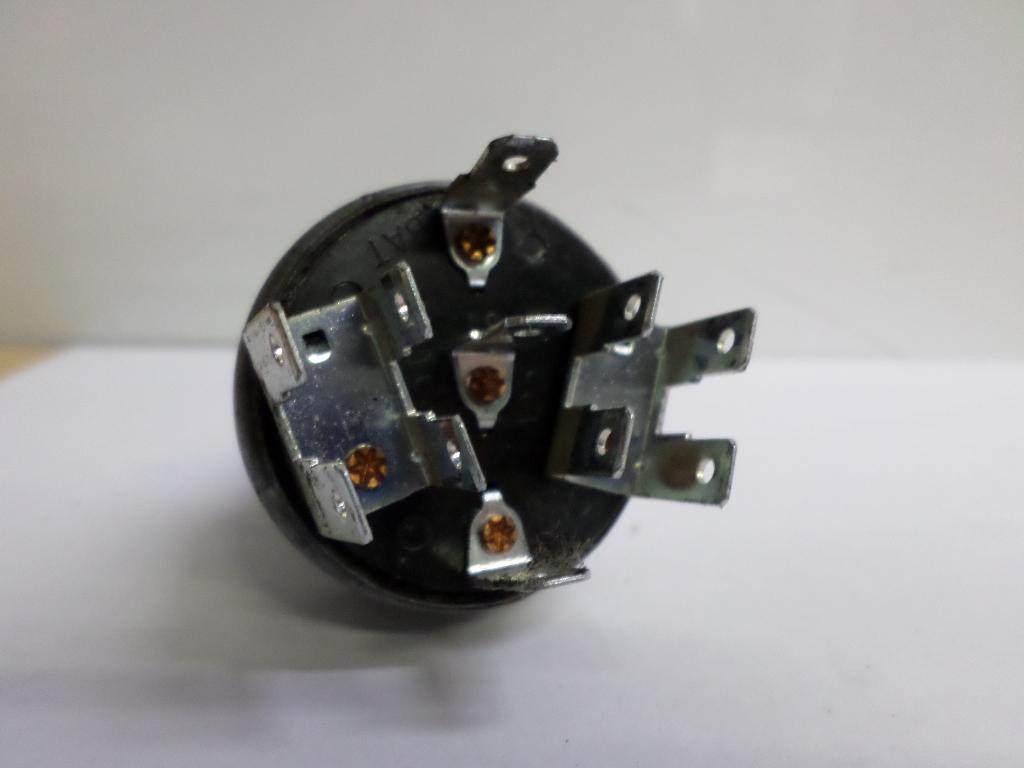 2003 FREIGHTLINER FL70 IGNITION SWITCH | Shop Parts | LKQ Heavy Truck