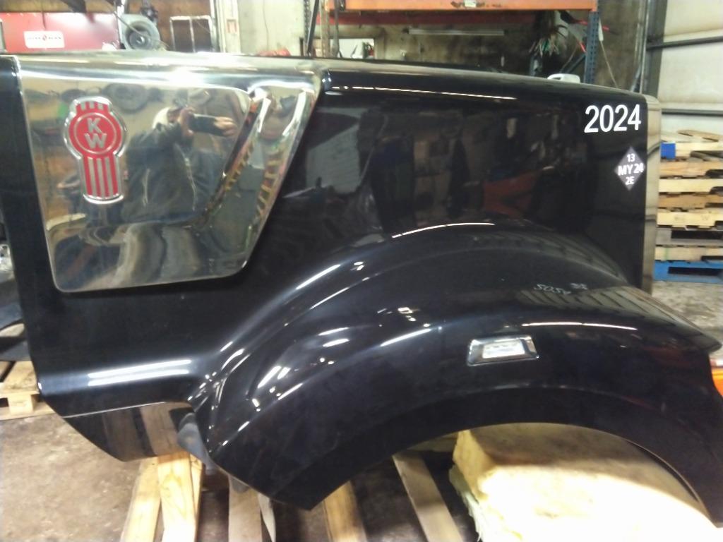 2020 W990 HOOD | Shop Parts | LKQ Heavy Truck