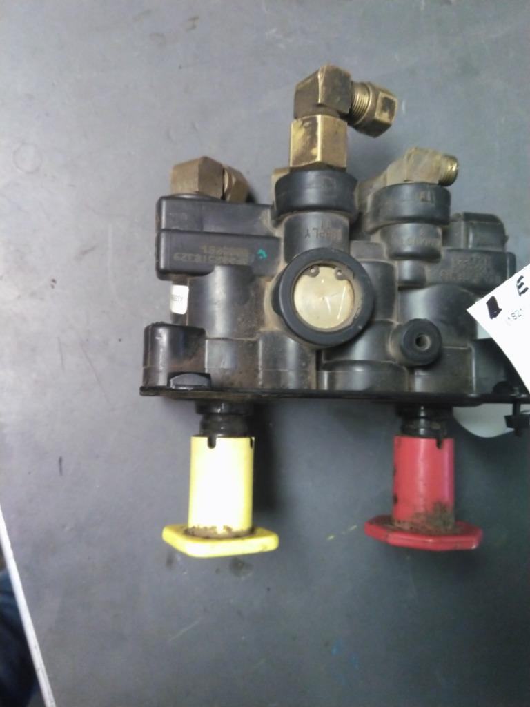 5005081 BENDIX BRAKE DASH CONTROL VALVE AIR | Shop Parts | LKQ Heavy Truck