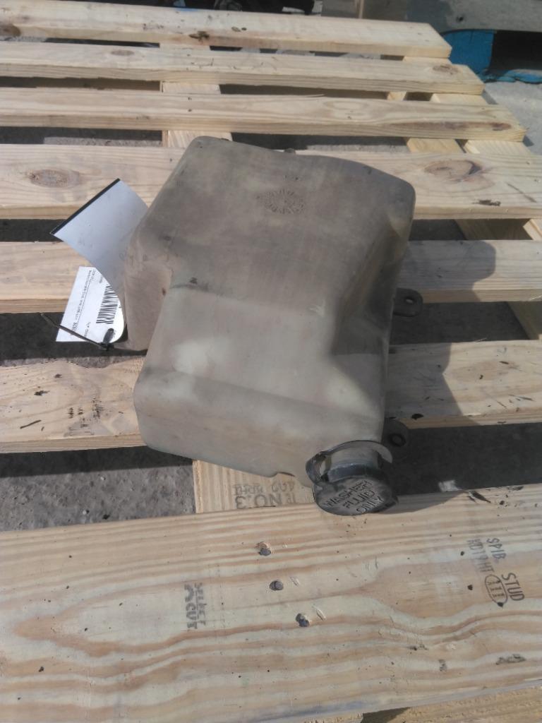 1997 MACK CH612 WINDSHIELD WASHER RESERVOIR | Shop Parts | LKQ Heavy Truck