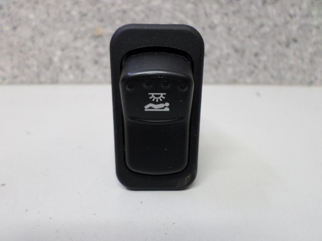 KENWORTH T680 SWITCH, SLEEPER BUNK | Shop Parts | LKQ Heavy Truck