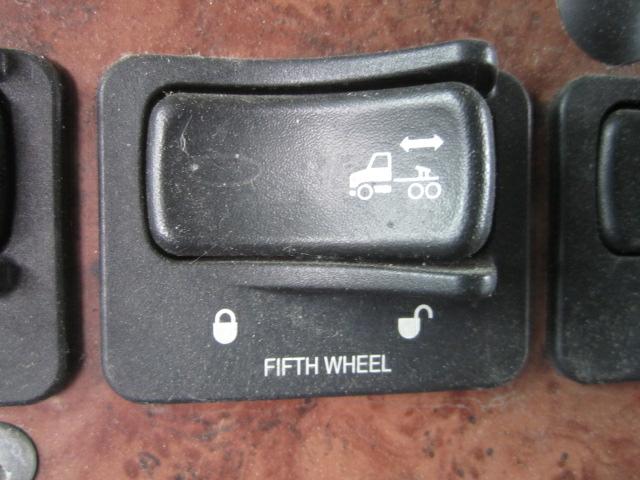 PETERBILT 387 SWITCH FIFTH WHEEL SLIDE | Shop Parts | LKQ Heavy Truck