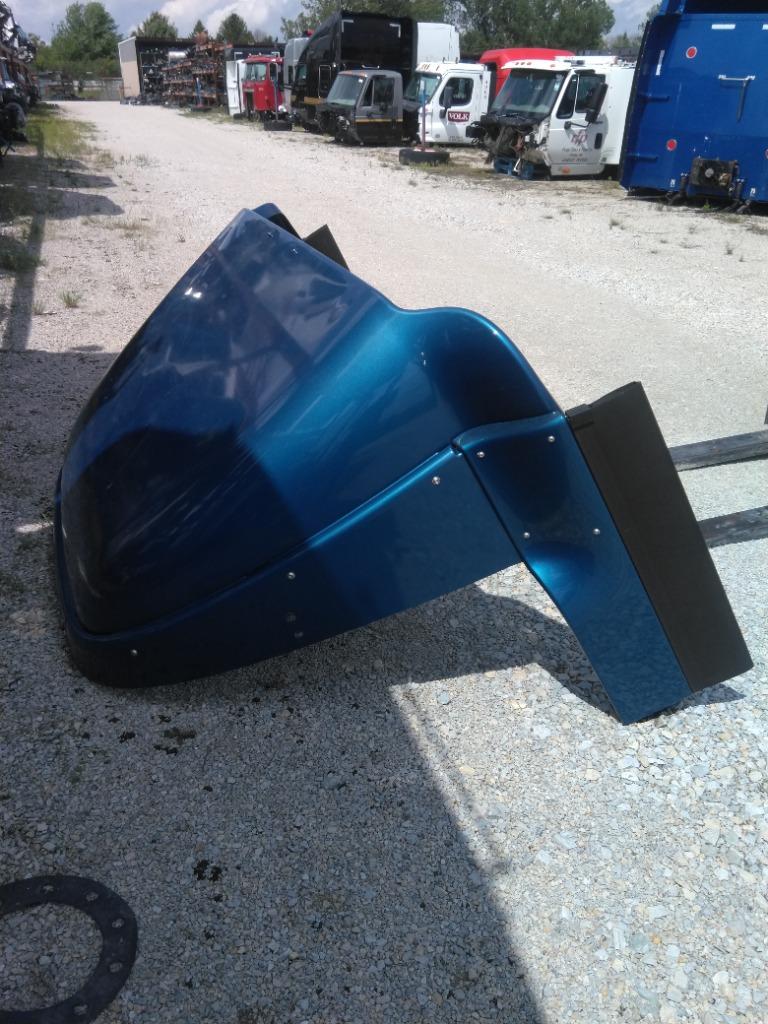 2019 CASCADIA 126 FAIRING WIND DEFLECTOR ROOF | Shop Parts | LKQ Heavy ...