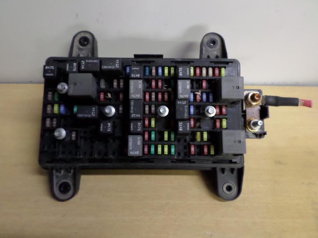 2019 VOLVO VNL FUSE BOX | Shop Parts | LKQ Heavy Truck