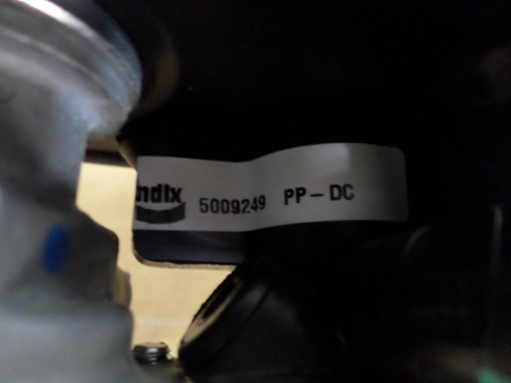 5009249 BRAKE PARK BRAKE VALVE AIR | Shop Parts | LKQ Heavy Truck