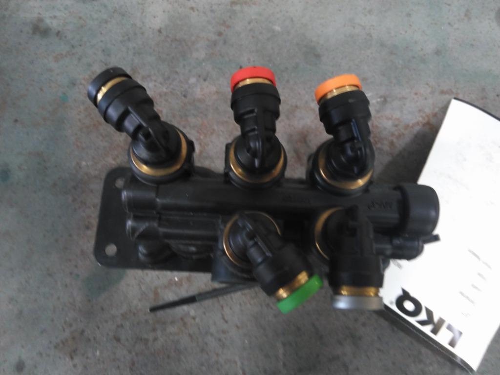 909598 BRAKE DASH CONTROL VALVE AIR | Shop Parts | LKQ Heavy Truck