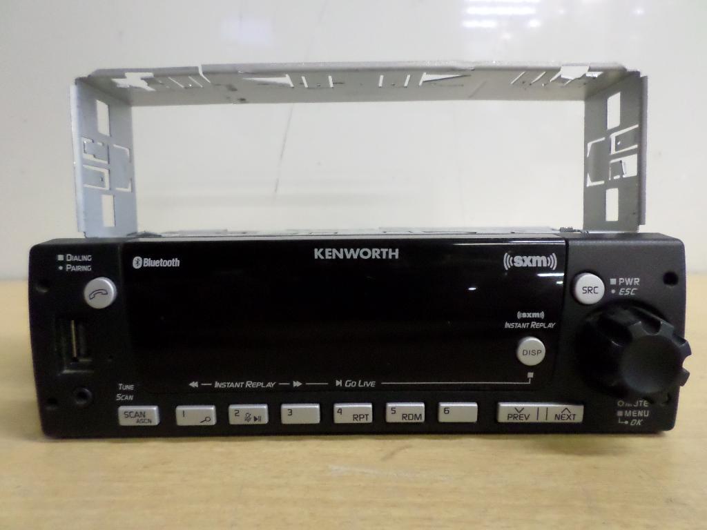 KENWORTH T880 RADIO AM/FM/BLUETOOTH | Shop Parts | LKQ Heavy Truck