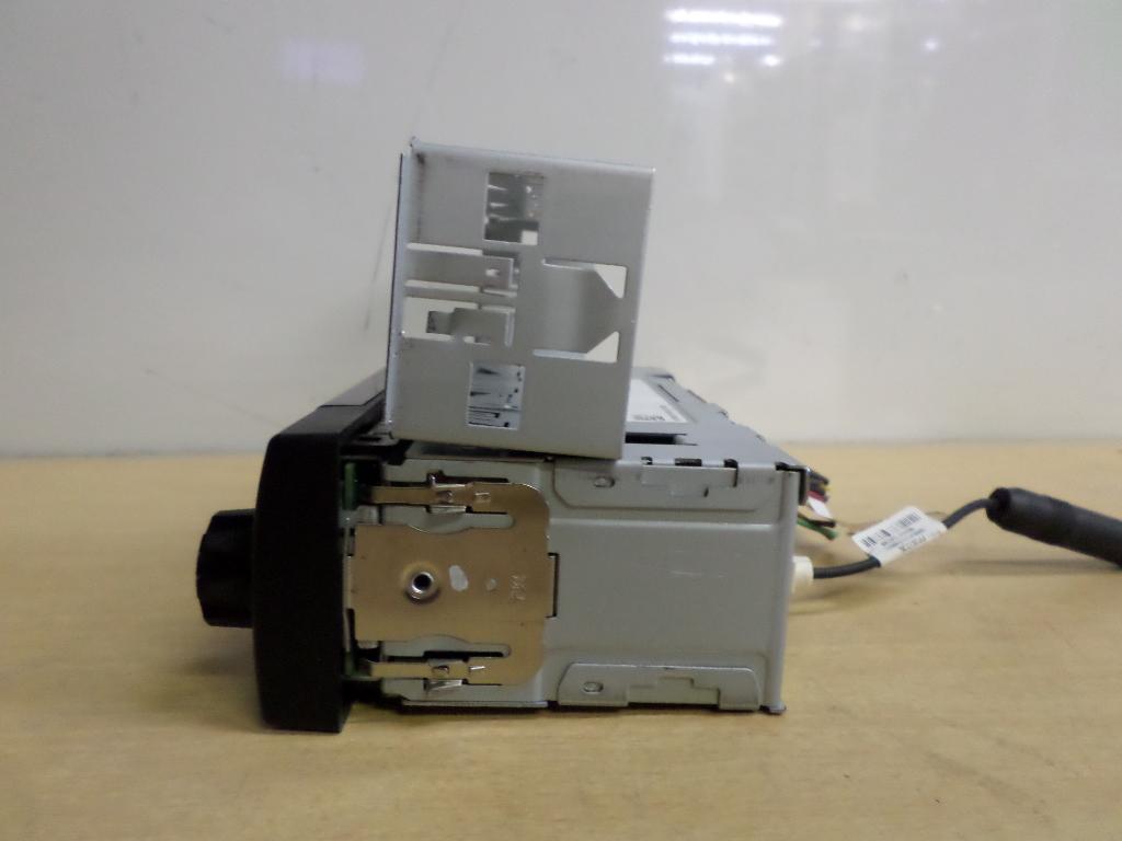 KENWORTH T880 RADIO AM/FM/BLUETOOTH | Shop Parts | LKQ Heavy Truck
