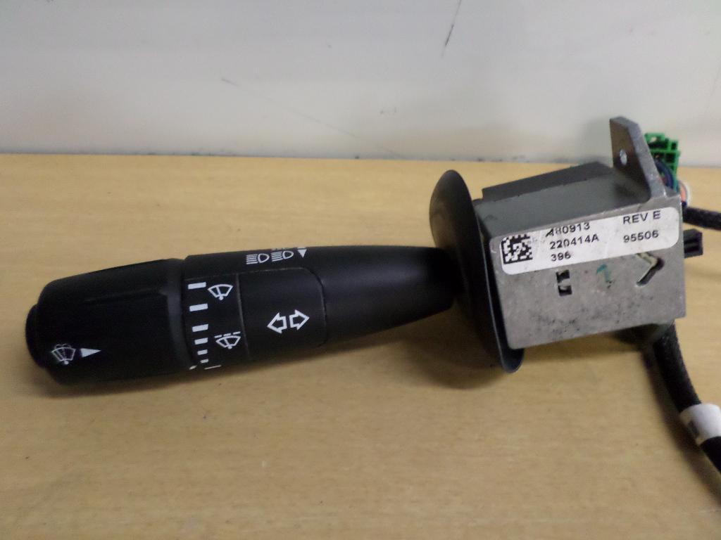 2023 KENWORTH T880 SWITCH TURN SIGNAL | Shop Parts | LKQ Heavy Truck