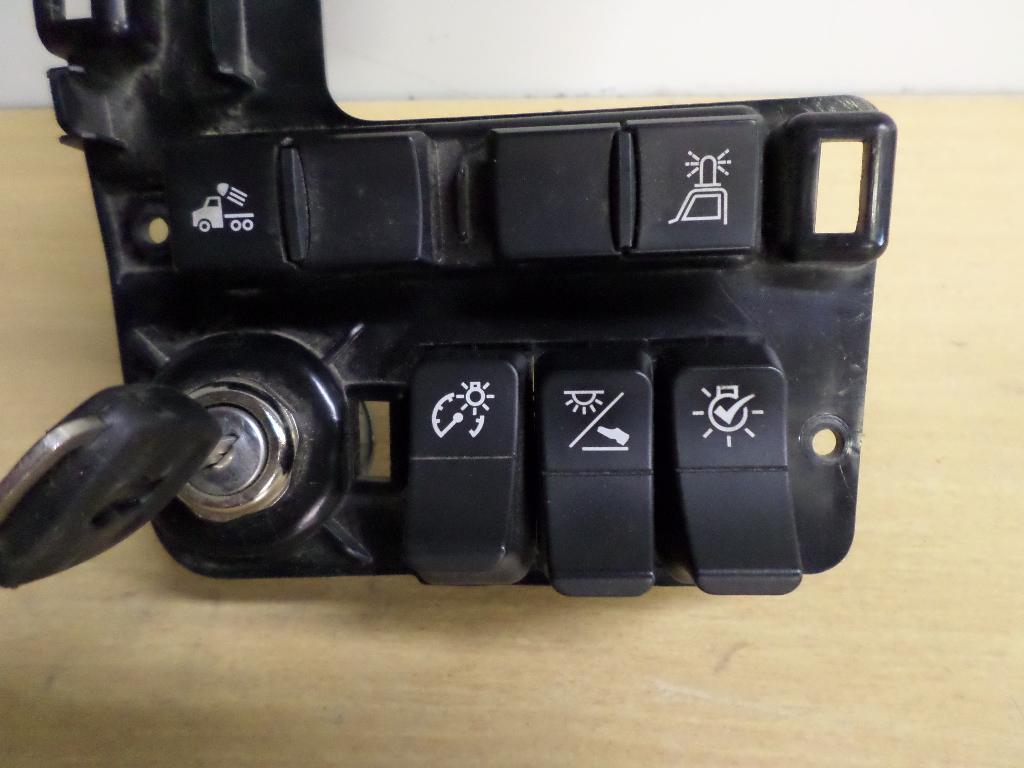 2023 KENWORTH T880 IGNITION SWITCH | Shop Parts | LKQ Heavy Truck