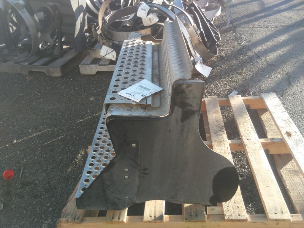 KENWORTH T880 DPF COVER | Shop Parts | LKQ Heavy Truck