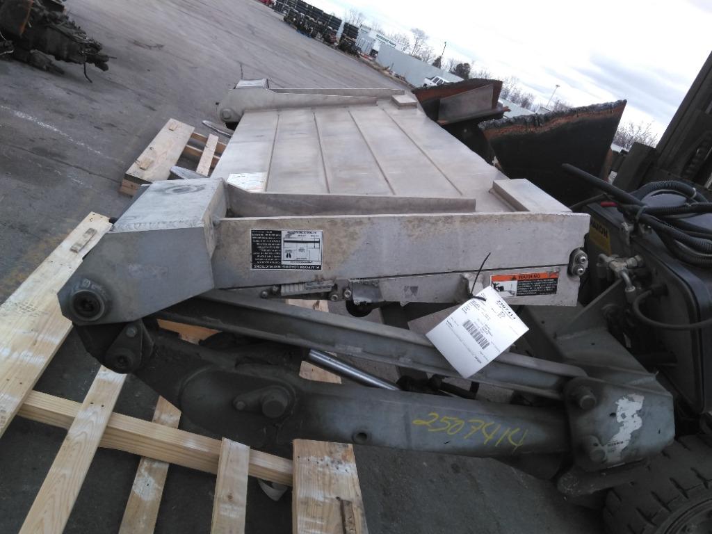 GPT SERIES LIFT GATE ASSEMBLY | Shop Parts | LKQ Heavy Truck