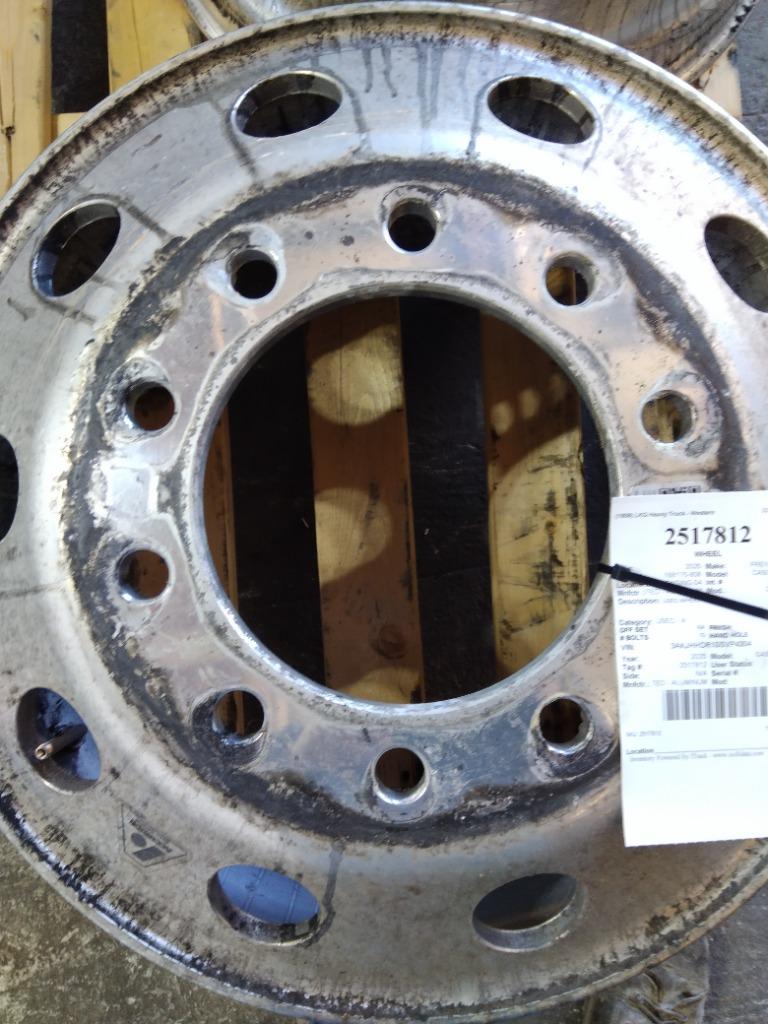 2025 HUB PILOTED - ALUMINUM 22.5 X 8.25 WHEEL | Shop Parts | LKQ Heavy Truck