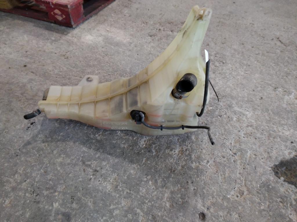 NA FREIGHTLINER CASCADIA 113 RADIATOR OVERFLOW TANK | Shop Parts | LKQ ...